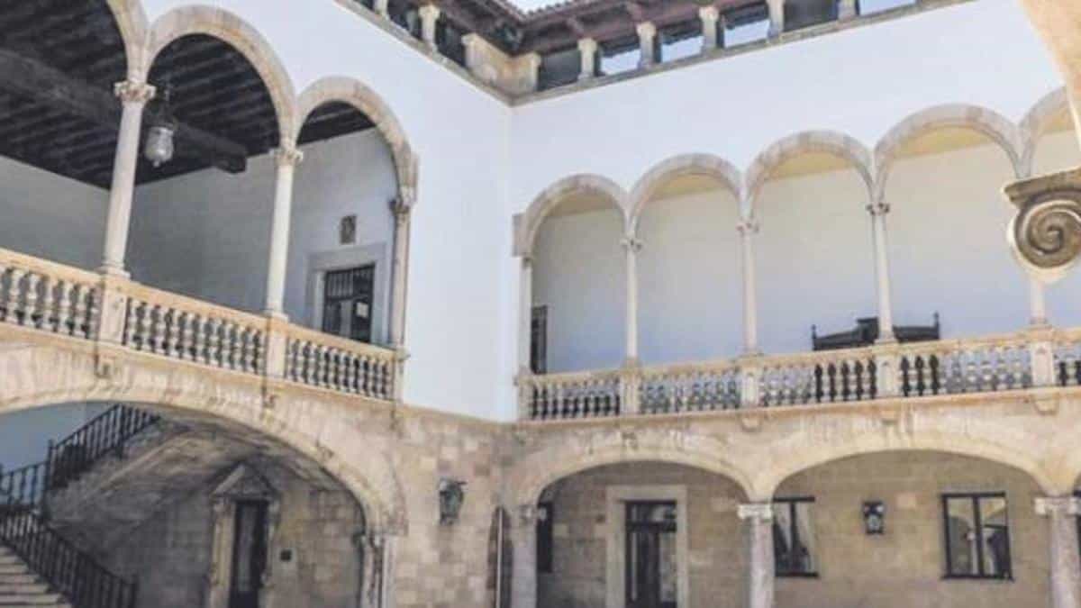 Gang Accused Of Stealing €870,000 In Mallorca And Ibiza To Face Trial ...